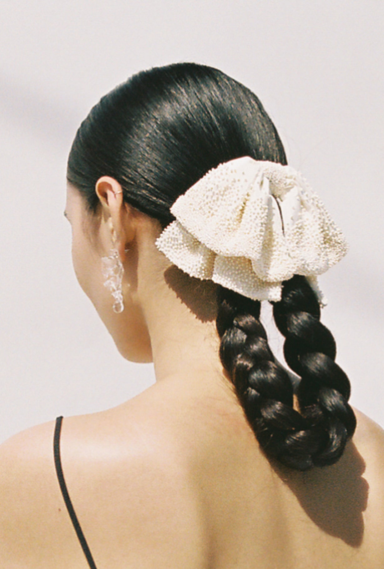 Hand Beaded Bow – Kamperett